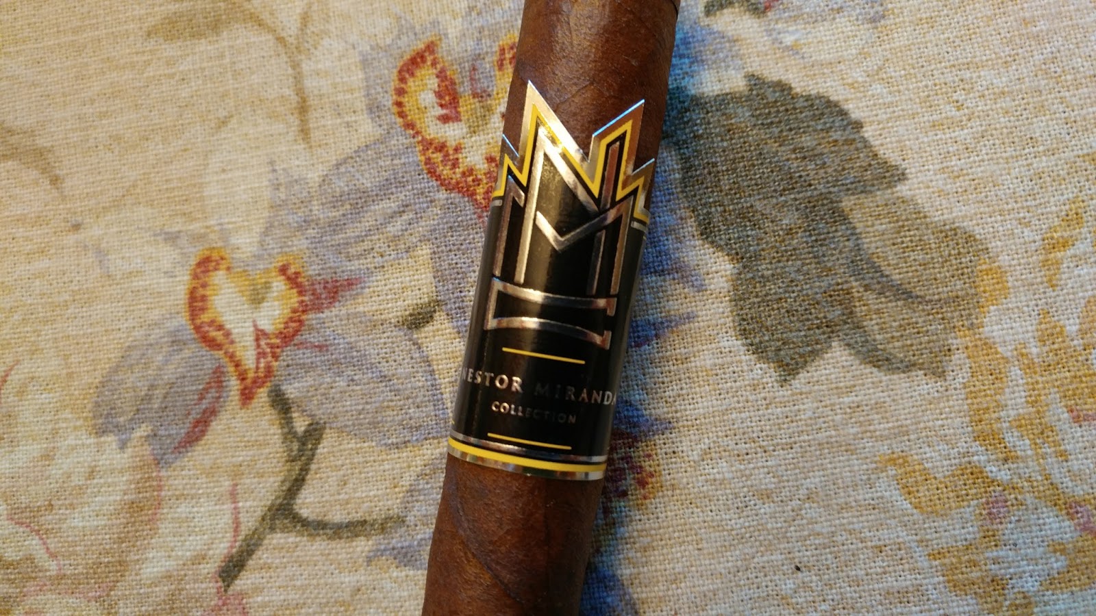 Tiny Tim's Cigar World!: Nestor Miranda Collection Corojo Robusto (4 1/ ...