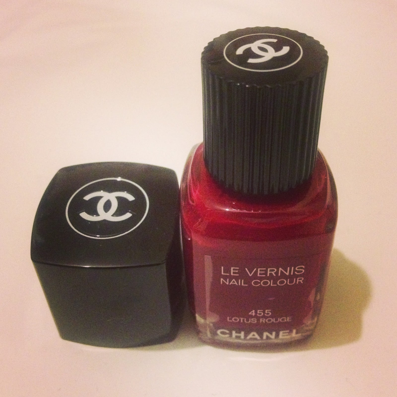 Dream and Love: Chanel Nail Polish 455 Lotus Rouge Product Review