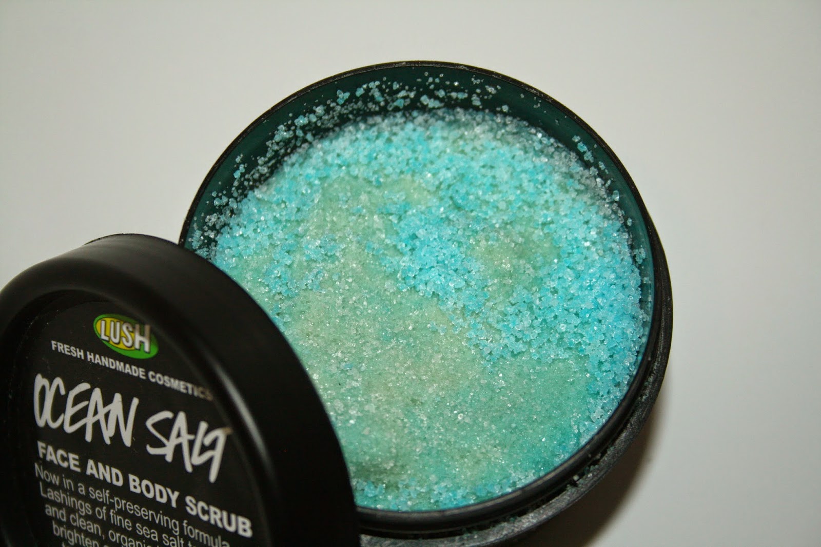 ! Enchanted Makeup: Daily dose of Lush... Ocean Salt Review
