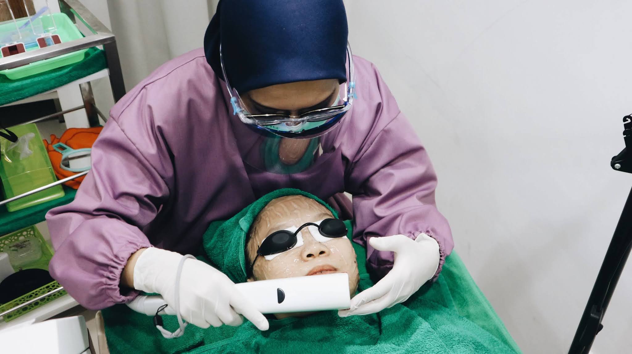 Perawatan Intense Pulse Light (IPL) di Aishaderm Jogja - Marlina