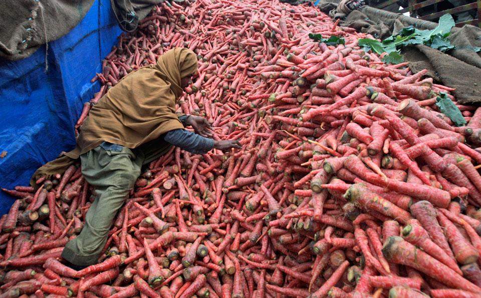 World in Spices: Mom feud with a green grocer.