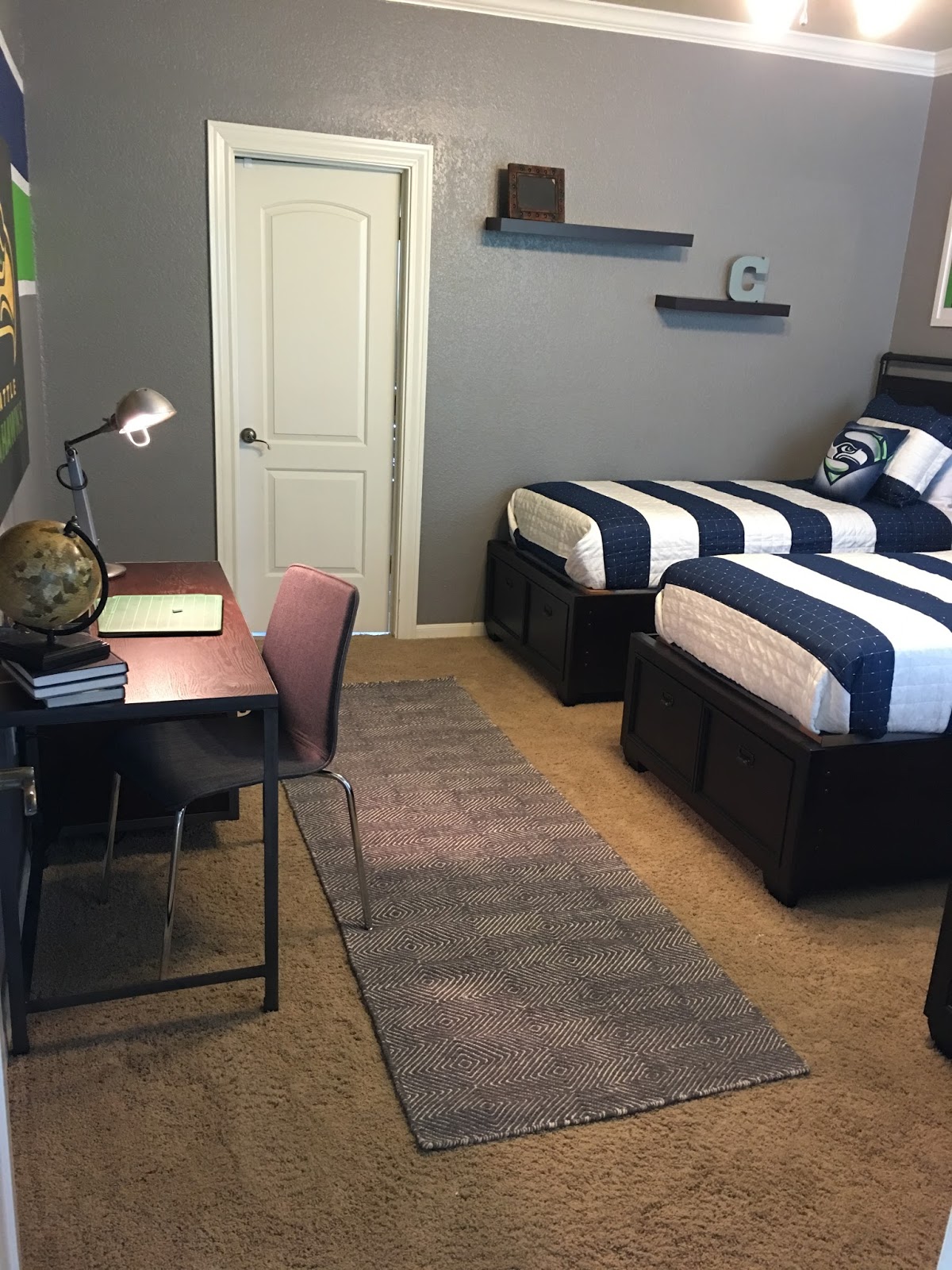 Cammie Malaga Interiors: Boys Seattle Seahawks room