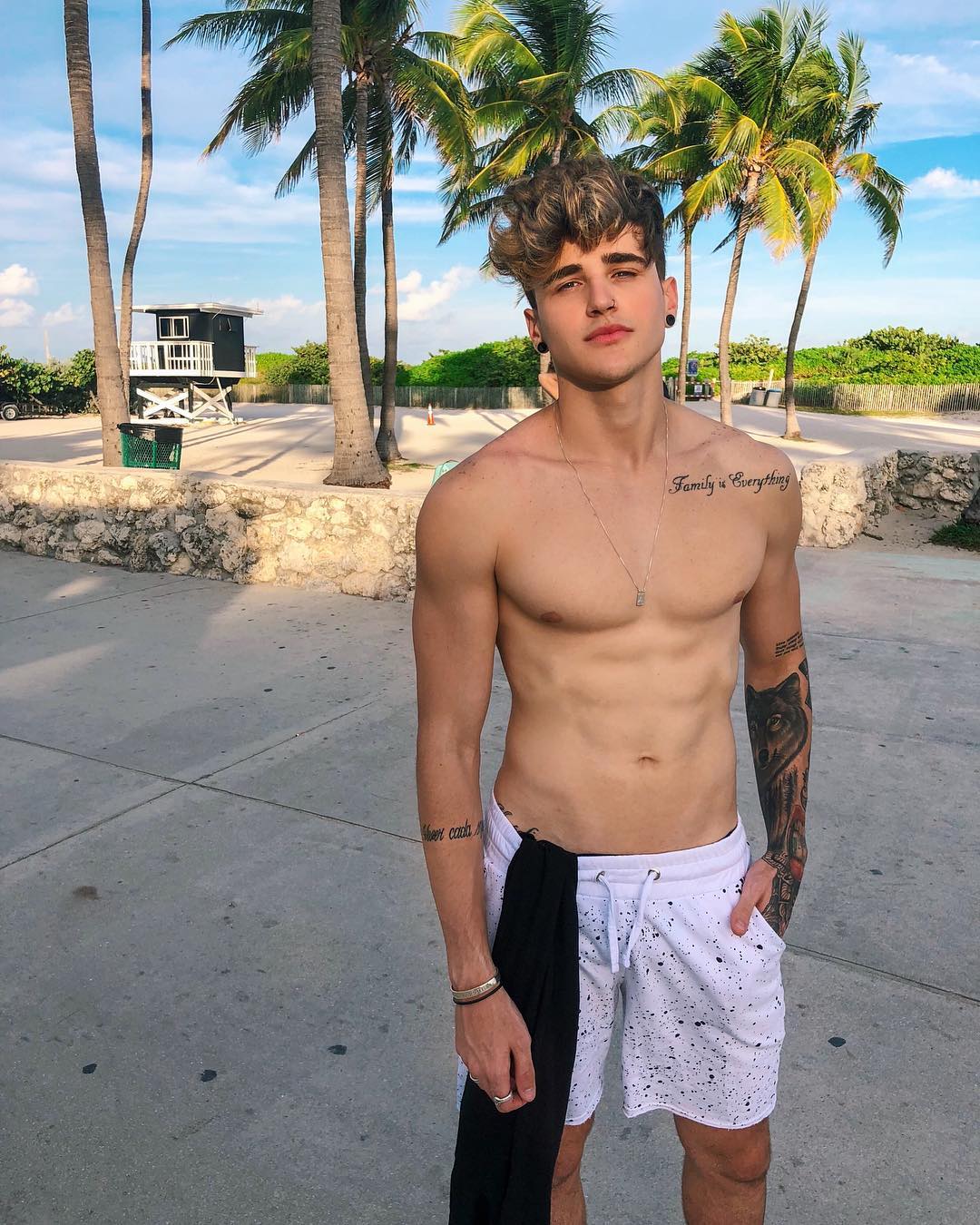 Alex Mapeli, Influencer Brasileño