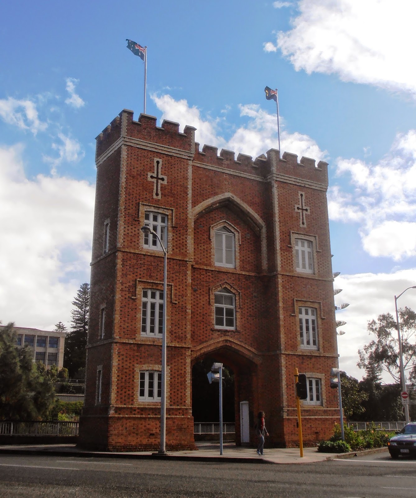 The Clarke's Aussie Adventure: 9 June 2013 - Advent Park, Maida Vale ...