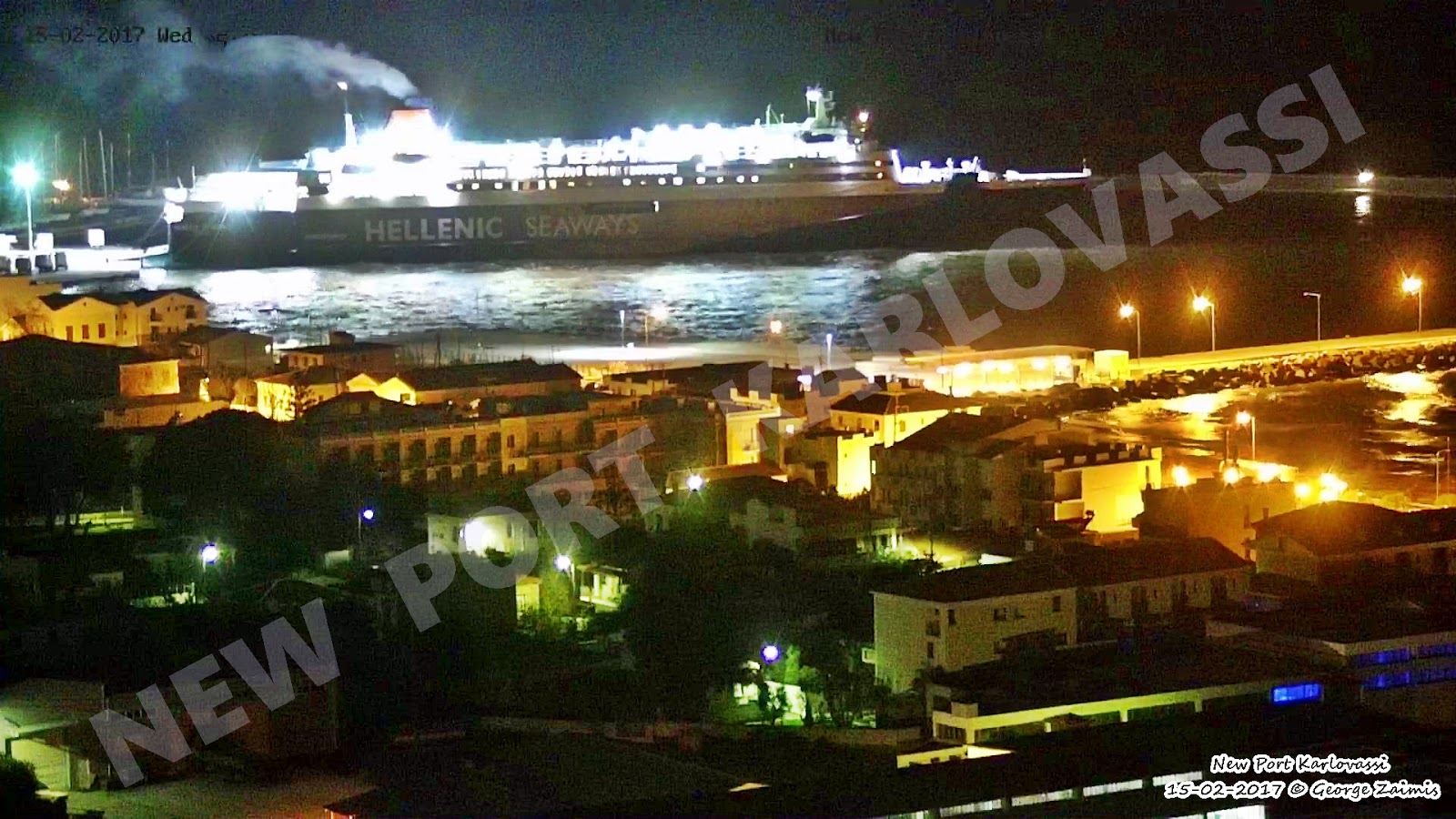New Port Karlovassi: Παρθενικη αφιξη του Νησος Ροδος στο λιμανι Καρλοβασου
