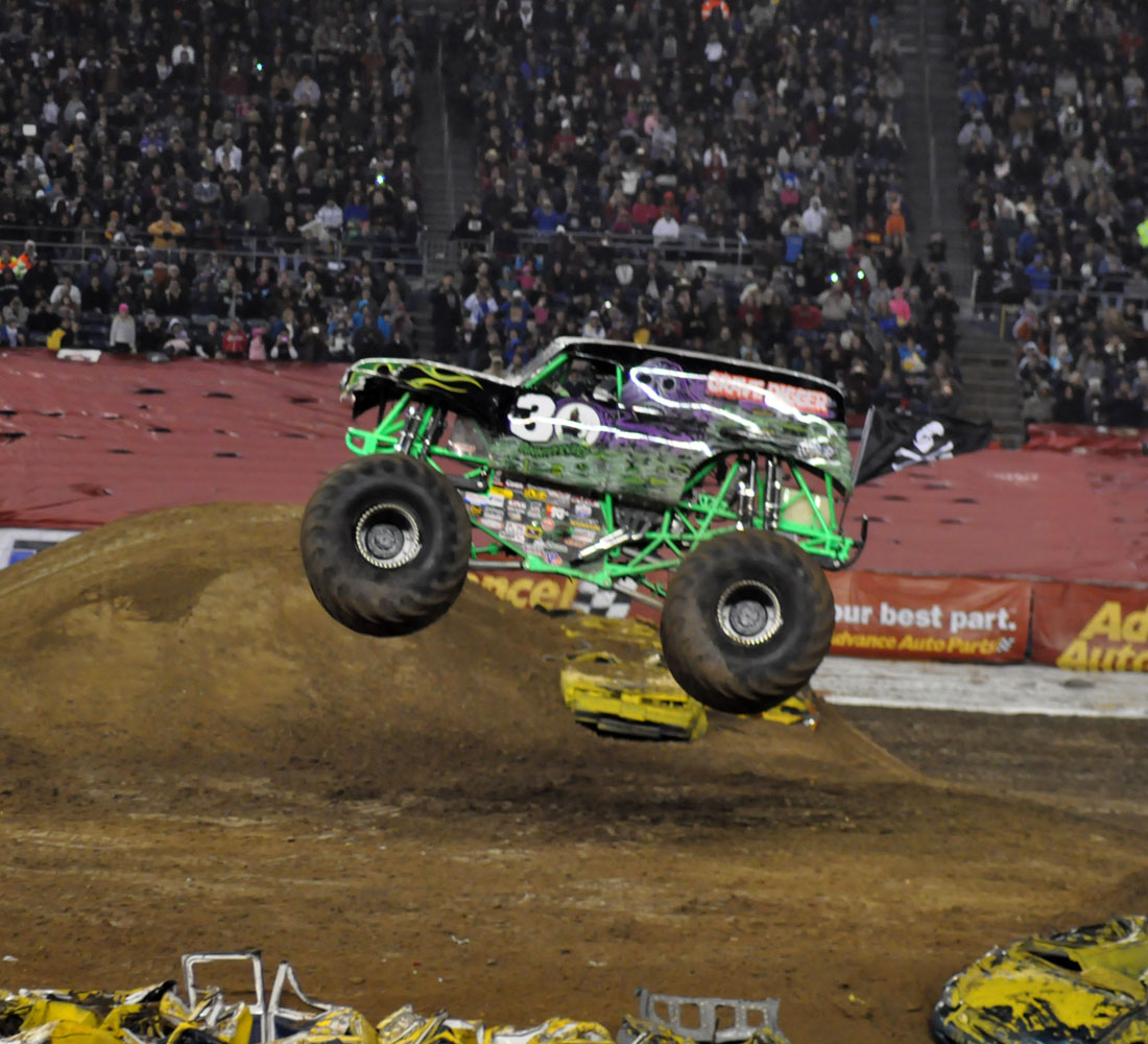JustaCarGal: Monster Jam 2012, Freestyle Grave Digger