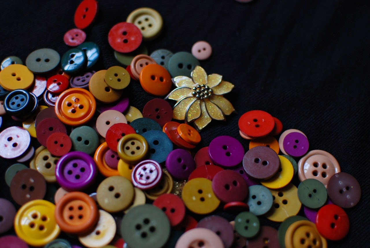Typing Sunflowers: Buttons and Baubles