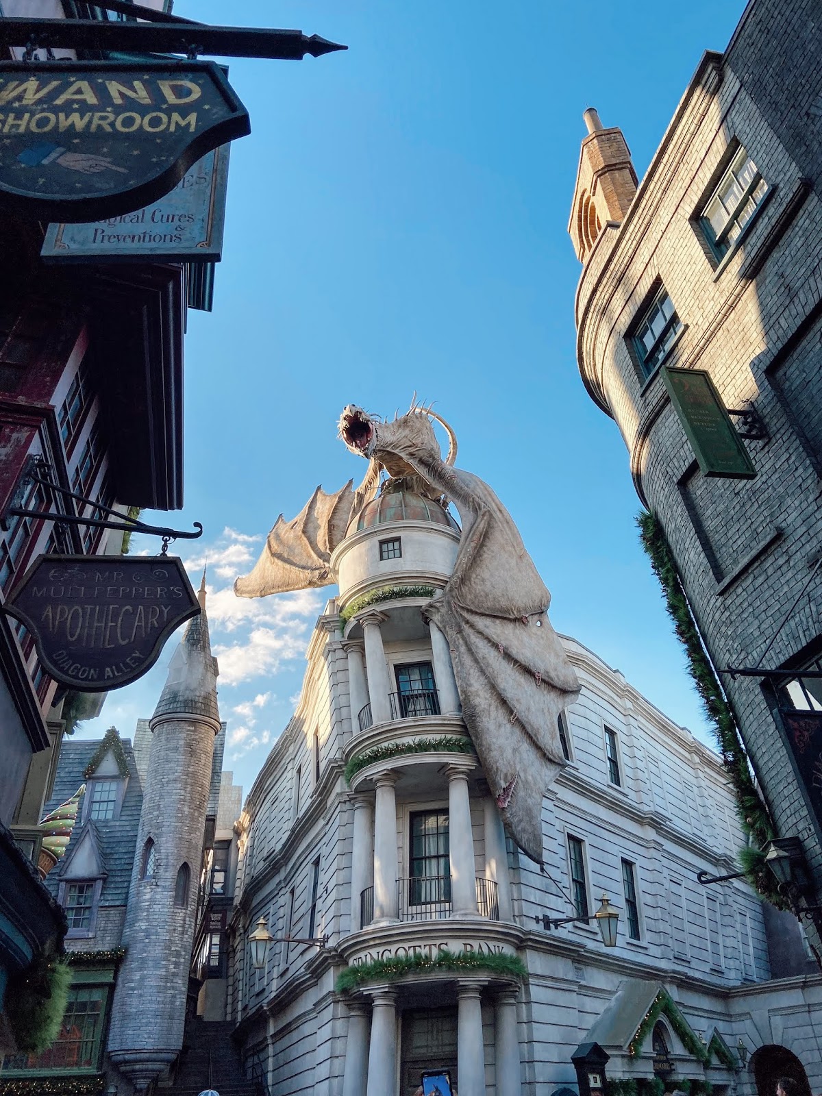 UN MUNDO MÁGICO - Cris Casual