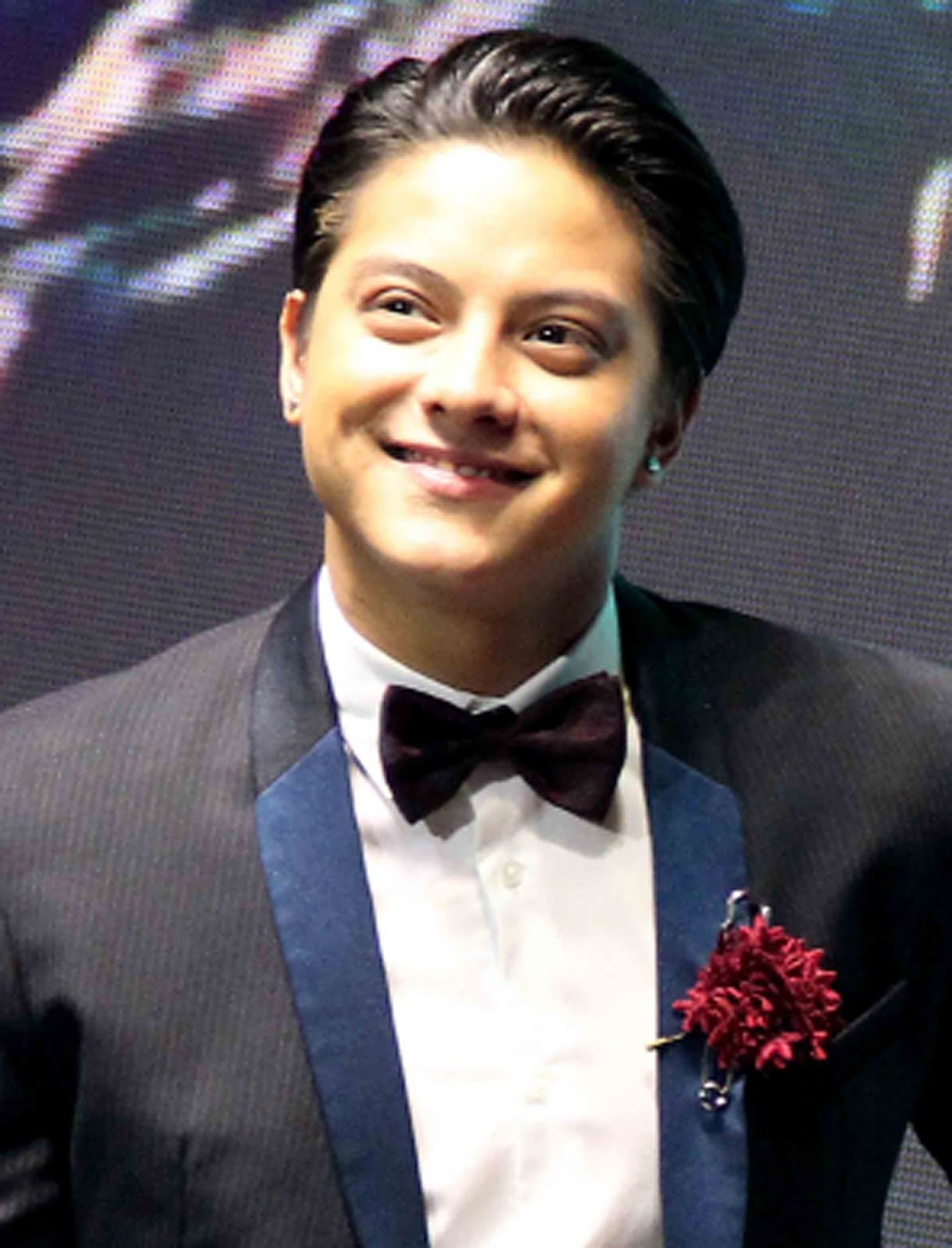 Actor Daniel Padilla and actress Kathryn Bernardo drowning in love –LN ...