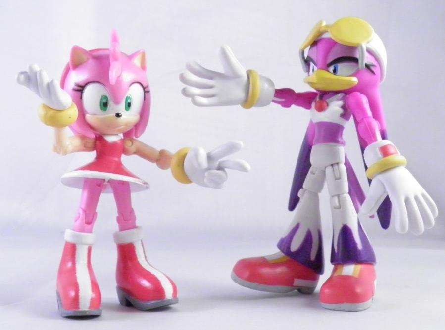 She's Fantastic: Sonic Free-Riders WAVE the SWALLOW!