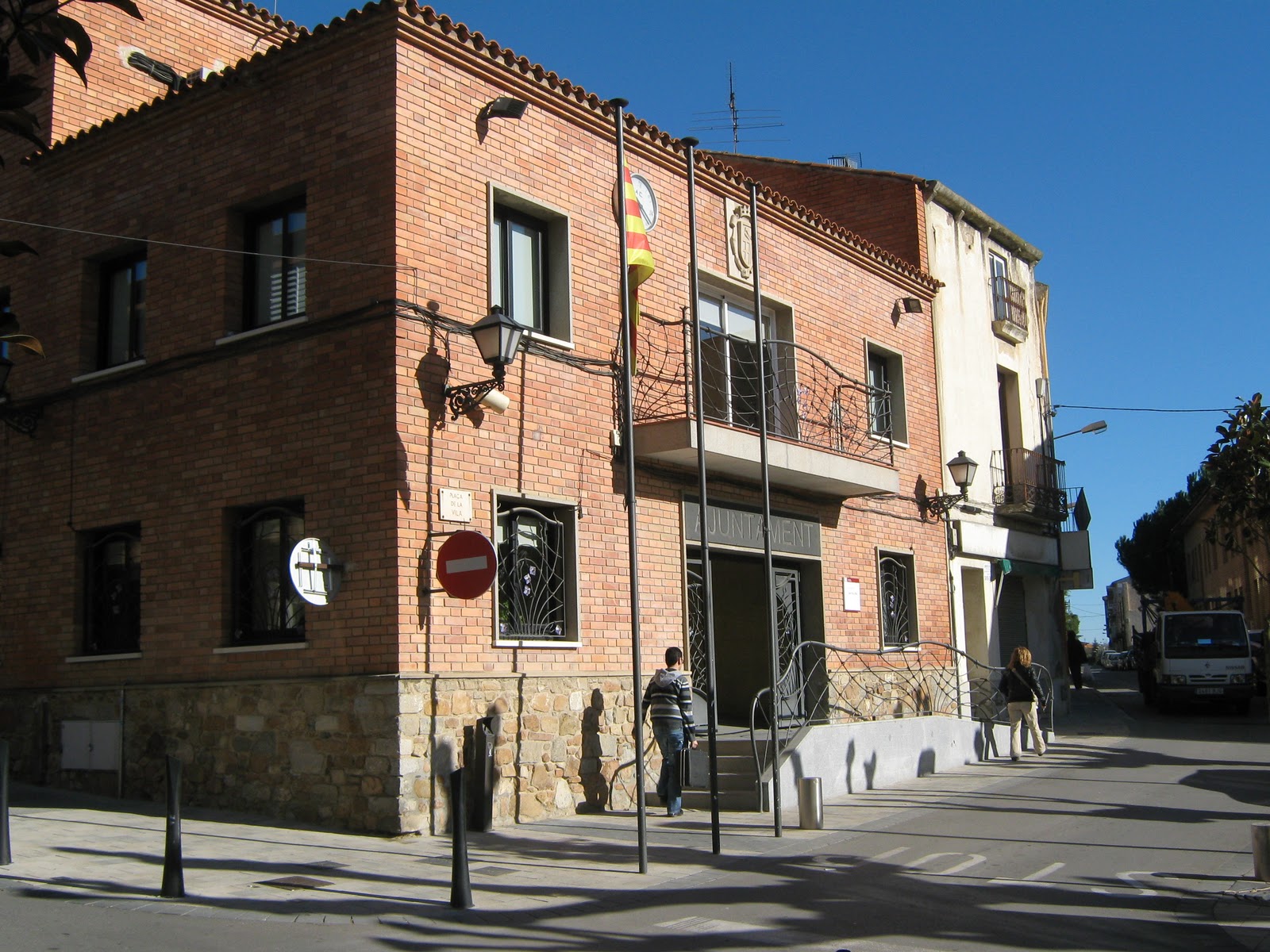 Thessaloniki - Barcelona: Llinars del vallés: Παρουσίαση