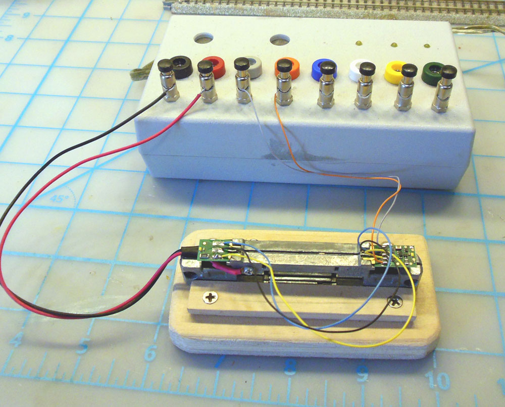 N Scale DCC Decoder Installs: Test fixture for TCS CN type decoders