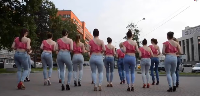 Social Media Guidelines Supar Hot And Sexy Ass Danceing On The Rode