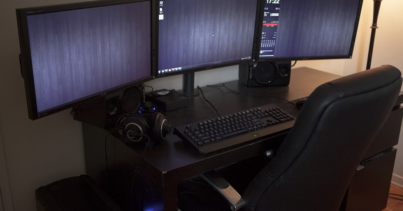 Dark Theme PC Gaming Room Ideas - Setup Idea