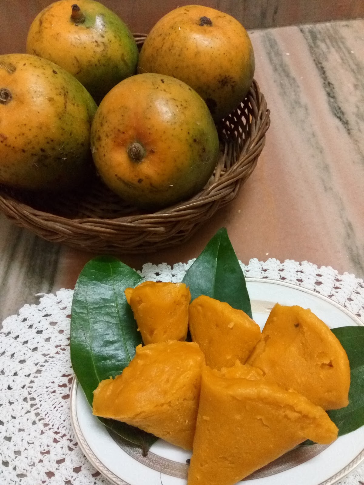 Mini's Kitchen: Mambazham Kumbil Appam (Mango Kumbil Appam)