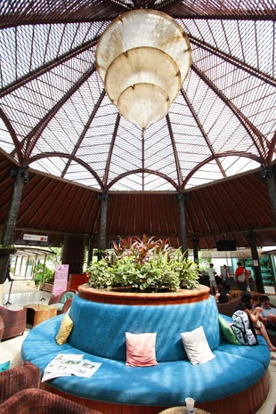 悠悠熱浪蘇梅島．七 (蘇梅機場) | 韜滔不絕