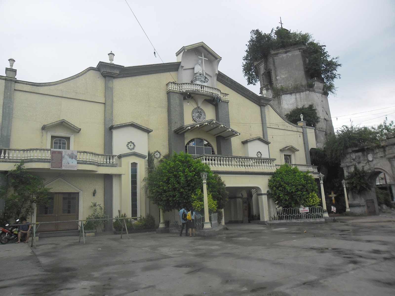 Top 3 Famous Churches in the City of Valenzuela