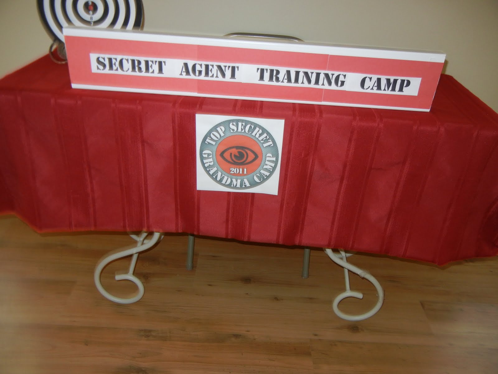 Grandma's Little Pearls: Decorating with a Top Secret Theme