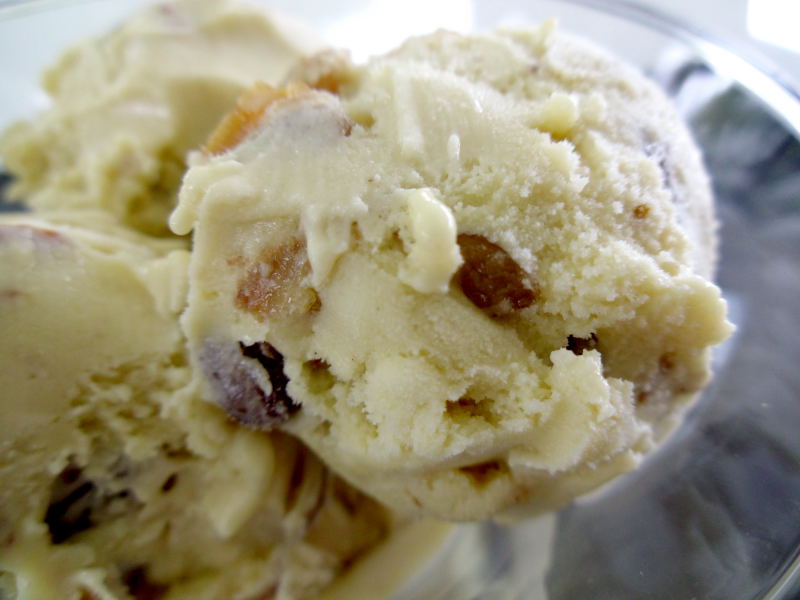 Gourmande ou passionnée...: Glace rhum-raisin