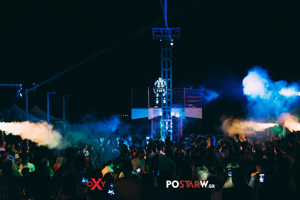 Δεν έπεφτε 'καρφίτσα' στο Grand opening του OXY club - PICS ...