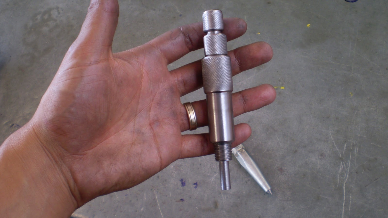 Ricardo de Macedo: Making a Piston stop tool