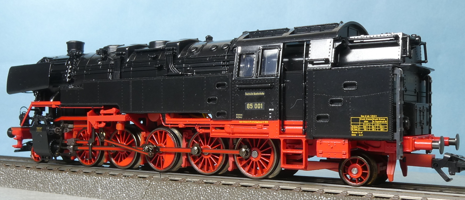 ドイツ連邦鉄道 DB 客貨両用タンク式蒸気機関車 BR 85 001号機 (Märklin 37098-1)