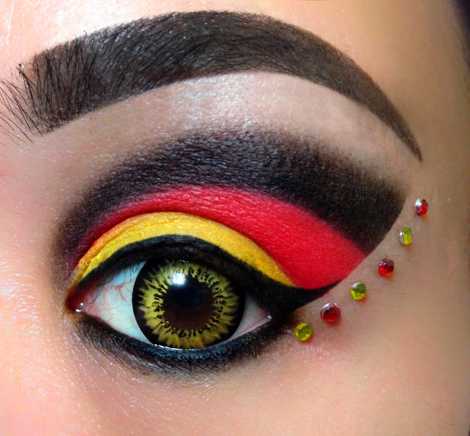 Mina the Magnificent: Germany Flag (Eye Makeup)