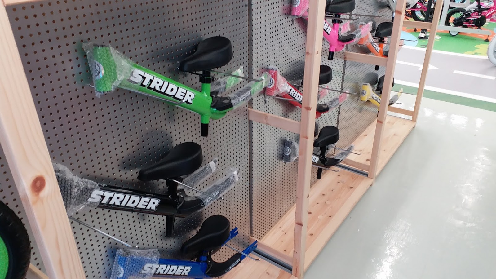 鄭小b之成長日誌: [兒童試車小天地] Jollymap快樂地圖