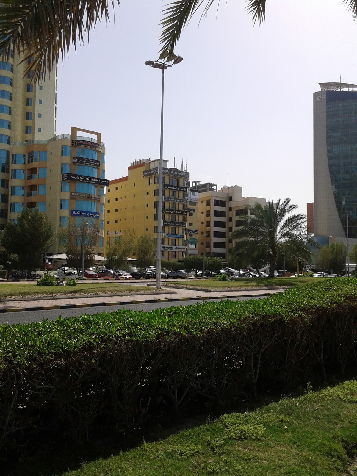 Memory ZiaSaf: Travelog : Kuwait Dihatiku (10) - Mewah, Orang Kuwait