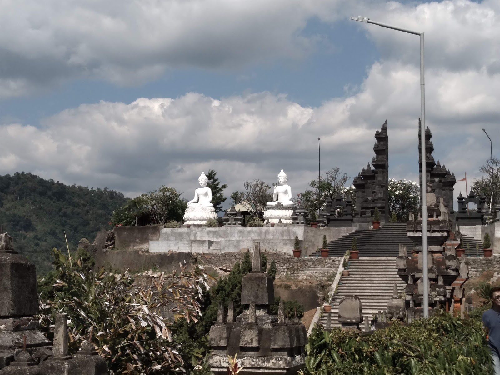 Brahmavihara - Arama, Salah Satu Destinasi Wisata di Bali Utara