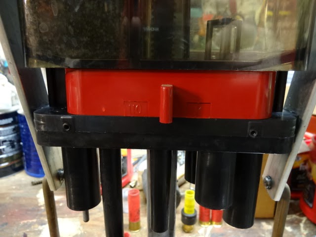 Wonderwolf's Bench: A trick to the Lee Load-All shotshell press