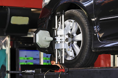 Auto Repair Services West Allis Wi: What Are the Signs of a Bad Alignment?
