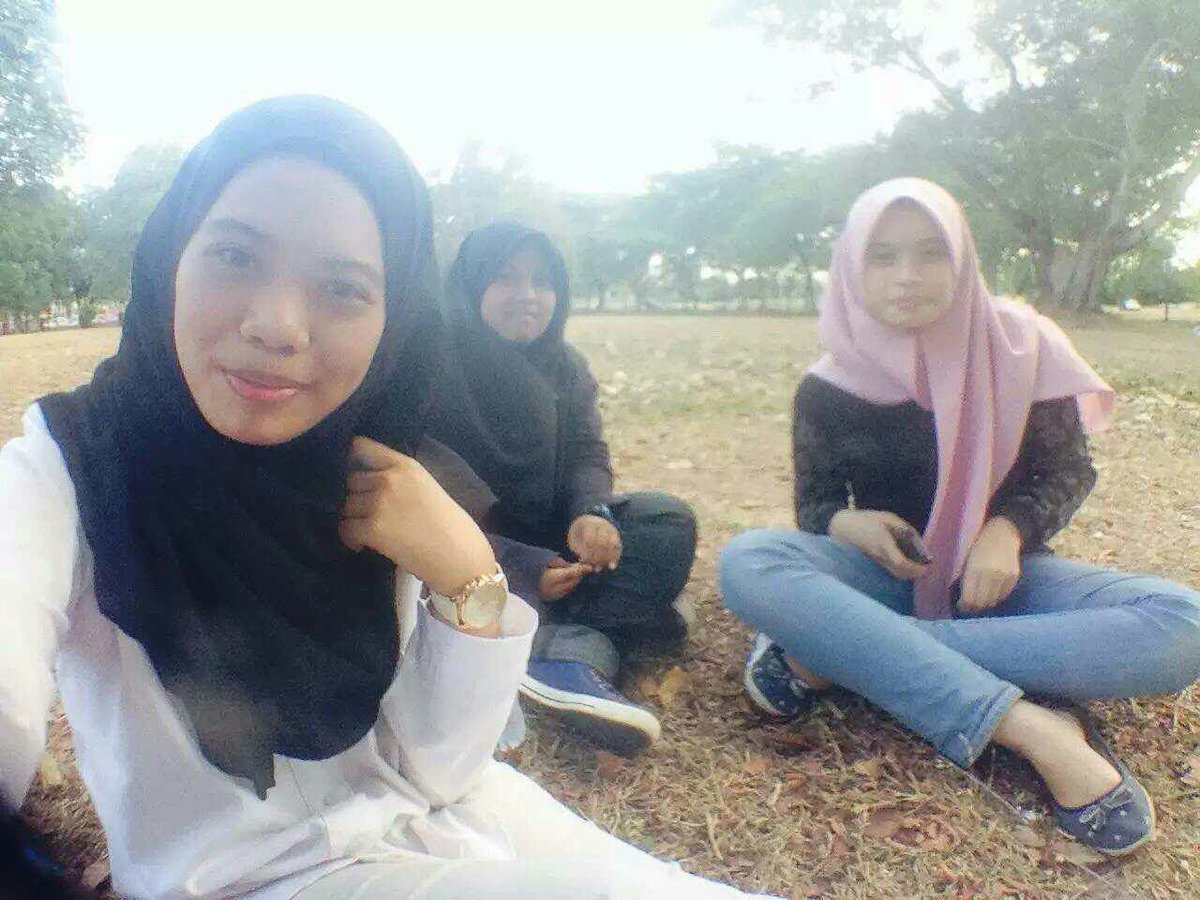 ABG Masi Kecil Tapi Suka Bugil Sambil Berjilbab | Skandal Foto Bokep ABG | Situs Film Porno dan ...