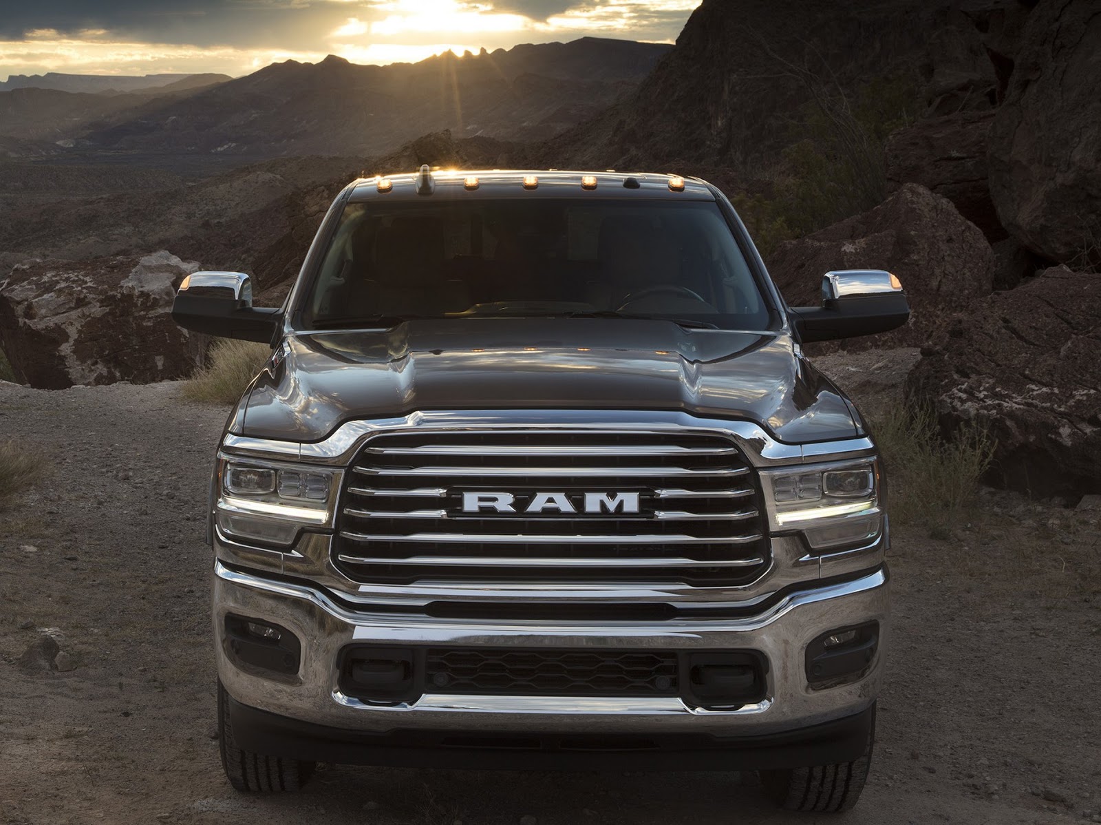 RAM Cummins Day Comemora O Motor 6 7L Da RAM 2500 ram-cummins-day-comemora-o-motor-6-7l-da-ram-2500