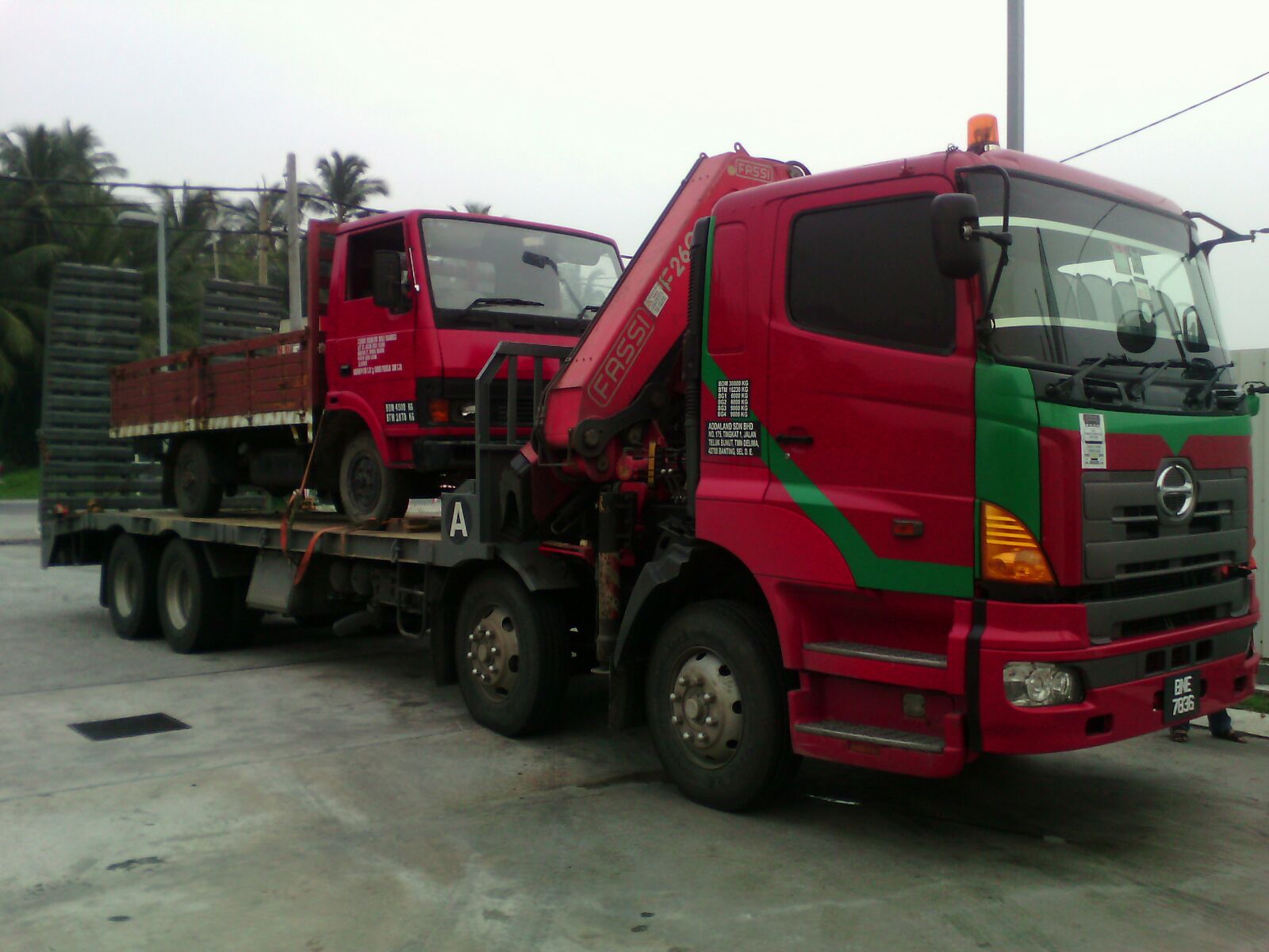 Lori Kren Service: lori kren Self loader Banting Selangor
