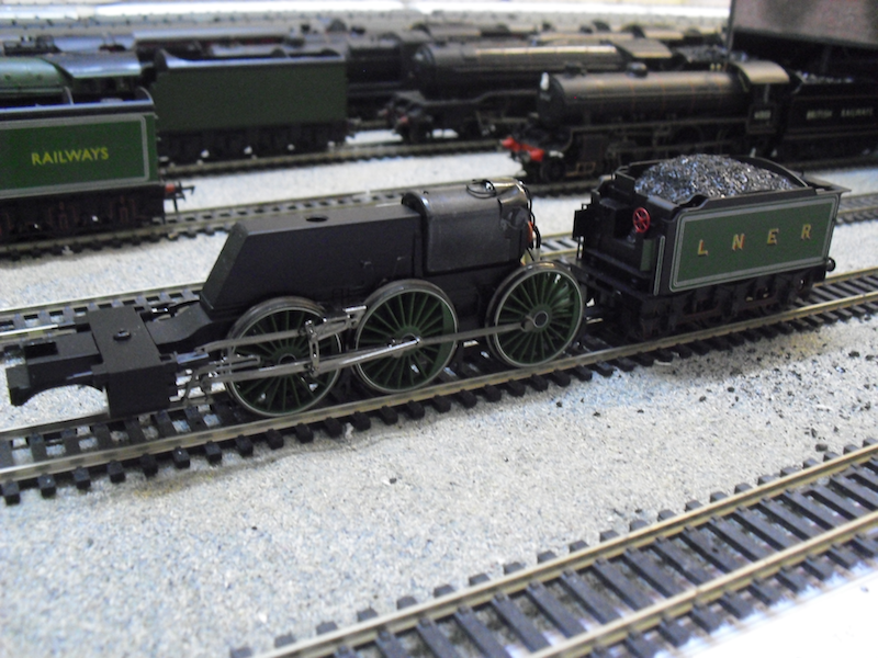THE BRITISH RAILWAY STORIES LTD: "Hornby B17/1 Review"