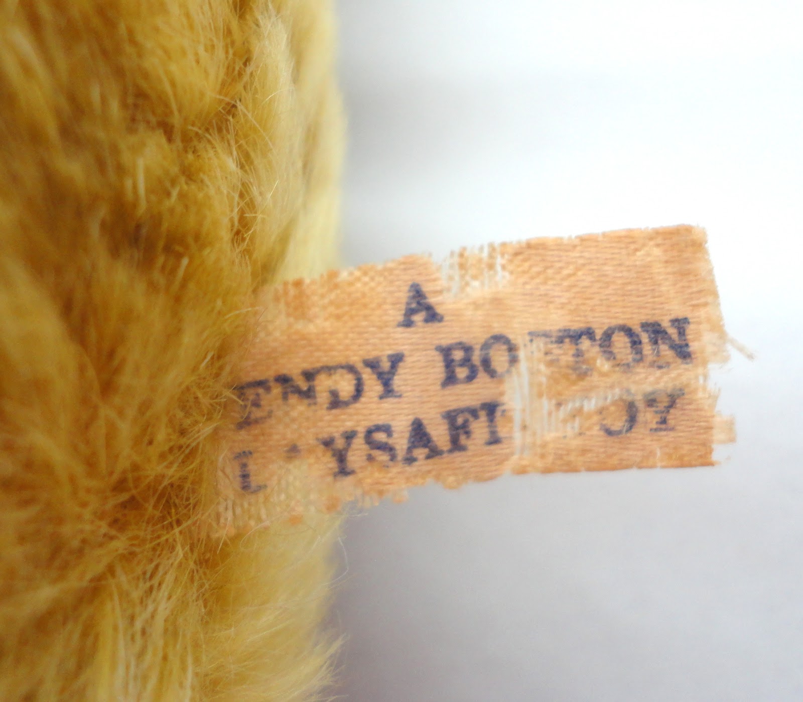 Mandicrafts News & Views - Teddy Bears & Collectibles: Wendy Boston UK ...