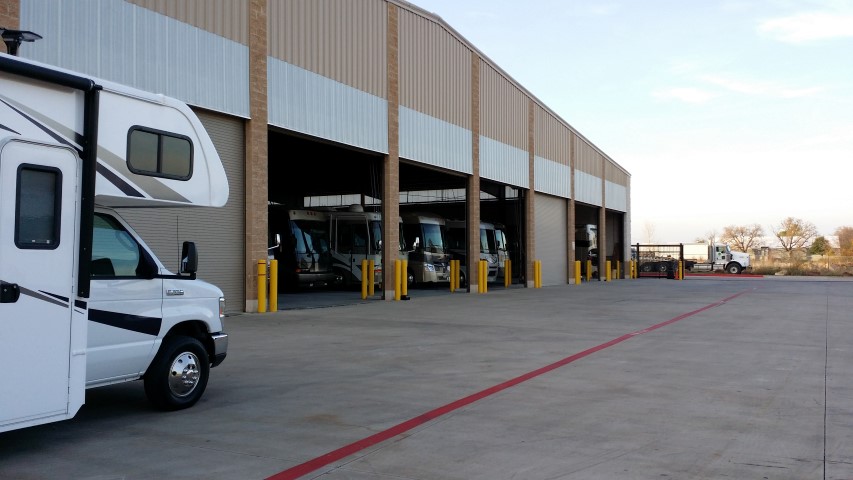 Trekin' with the Cartwrights: Motorhome storage at National Indoor RV ...