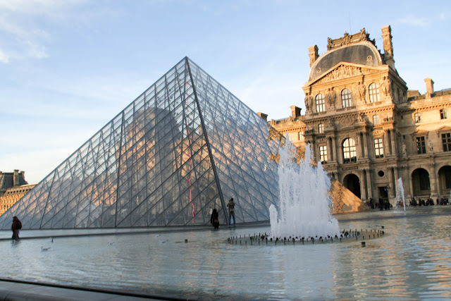 Louvre Pyramid | Dnevnik sa putovanja