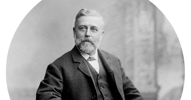 Encyclopedia of Trivia: Thomas Crapper