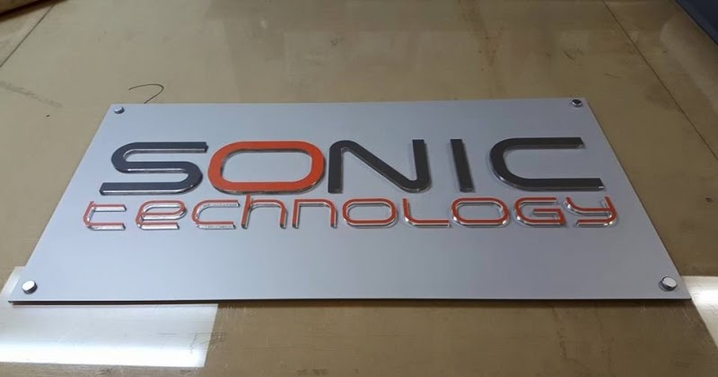 4 Ways in which a Signwriter Can Help You for Your Business - Sign ...