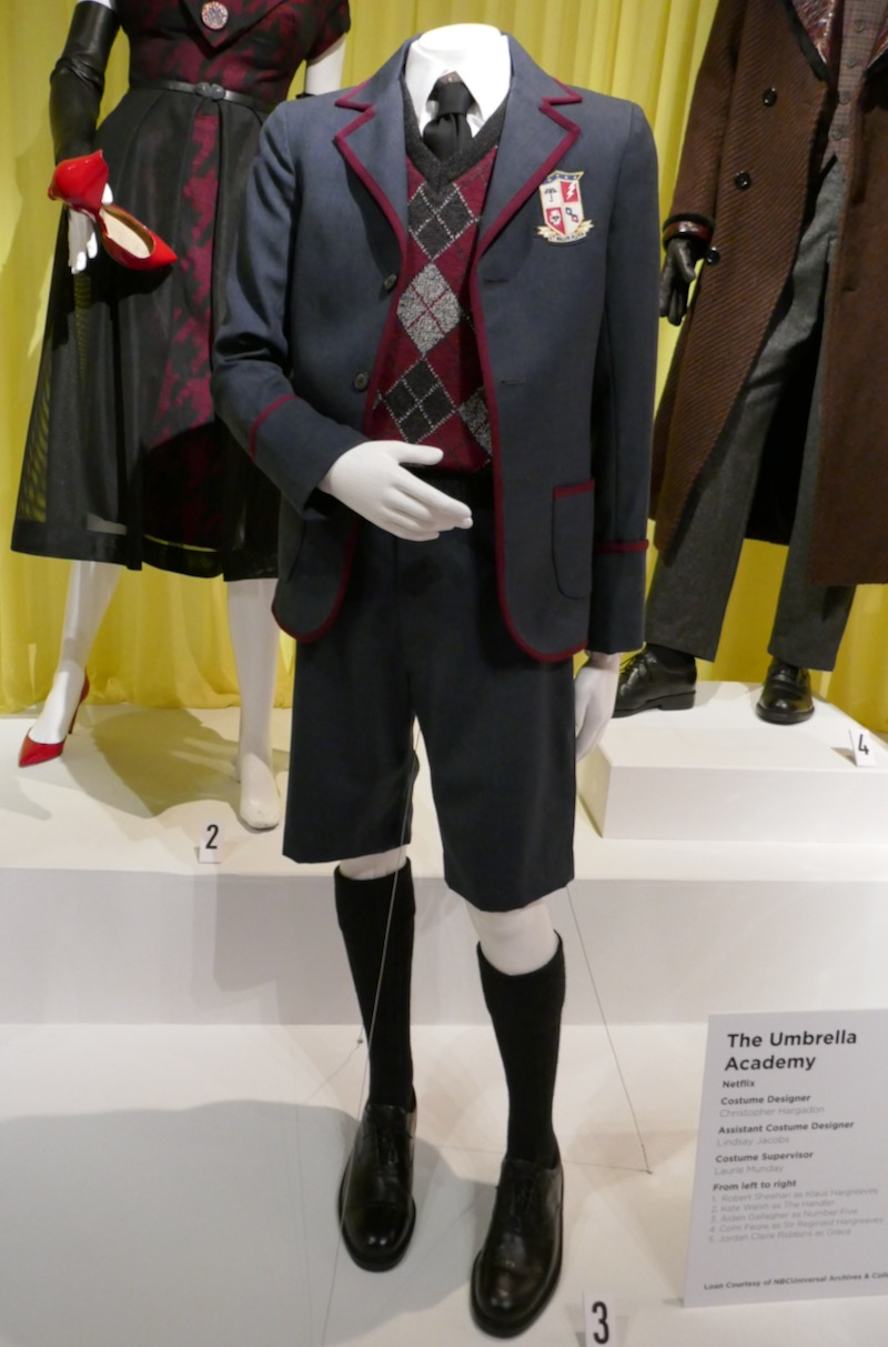 Hollywood Movie Costumes and Props: The Umbrella Academy season 1 TV ...