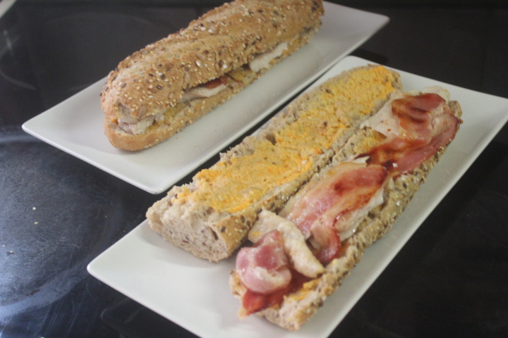 Cosas de Jorge: Bocadillo de pan de semillas con pollo y beicon