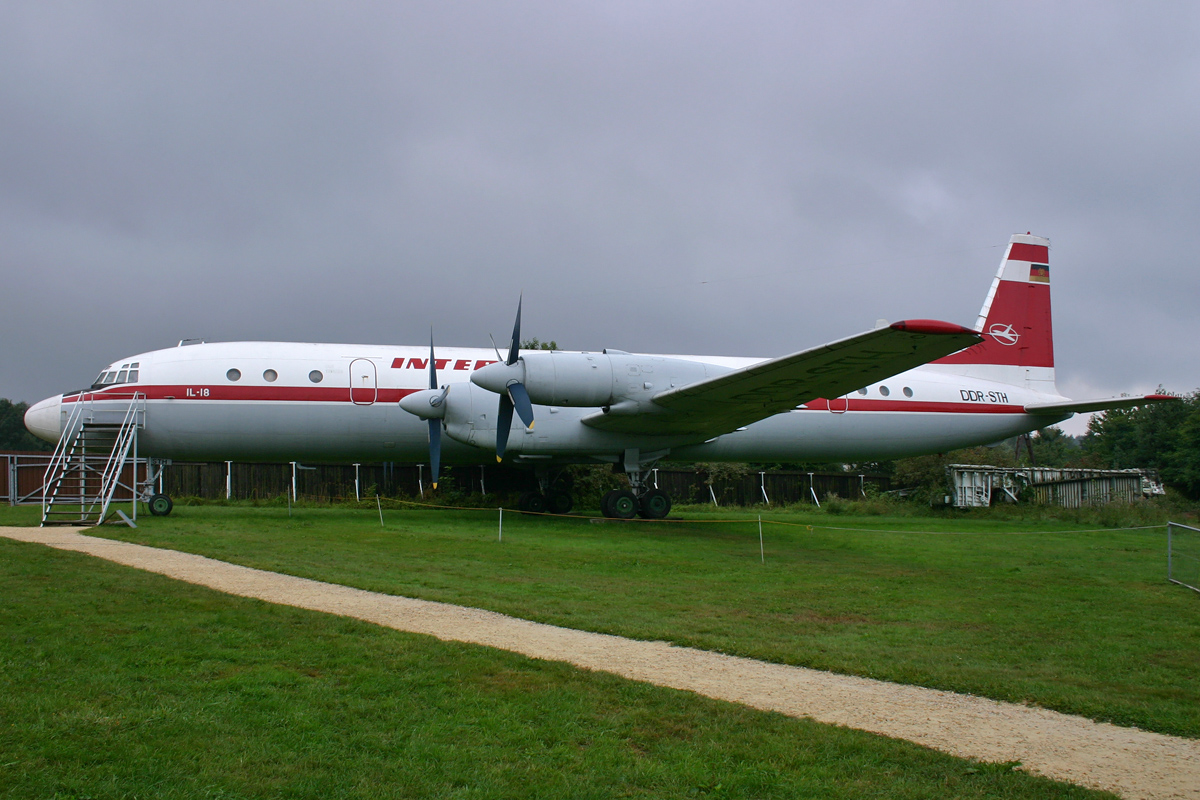 Eastwings: IL-18W * Interflug * DDR-STH