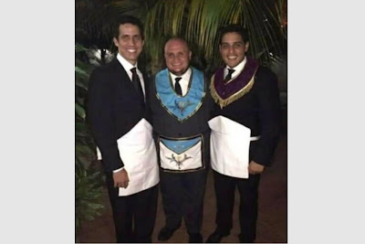 Símbolos, Mitos y Arquetipos: El mandil de los masones, símbolo de ...