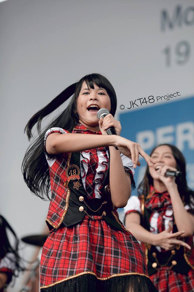 Family JKT48 Tigaraksa: JKT48 Team J - PGN Anniversary, Monas (19-05-2013)