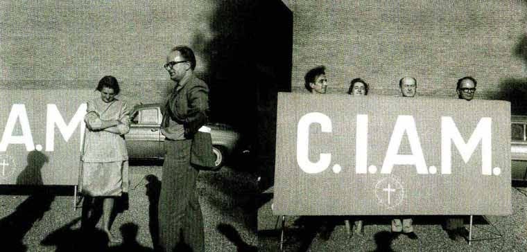 TEORIZACION DE EL ENTORNO : CIAM