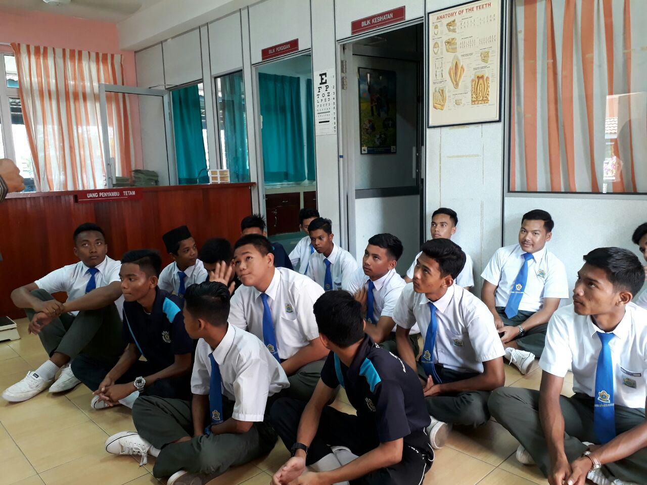 SMK BUKIT RANGIN 25150 KUANTAN: Pemeriksaan Air Kencing