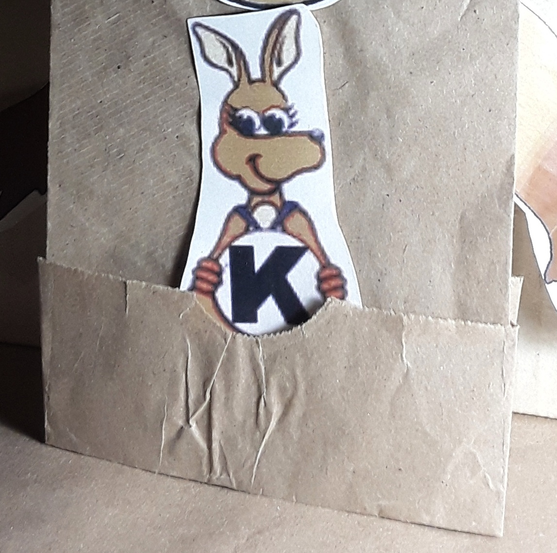 Free and Easy Crafts for Kids: Kangaroo Puppet Craft