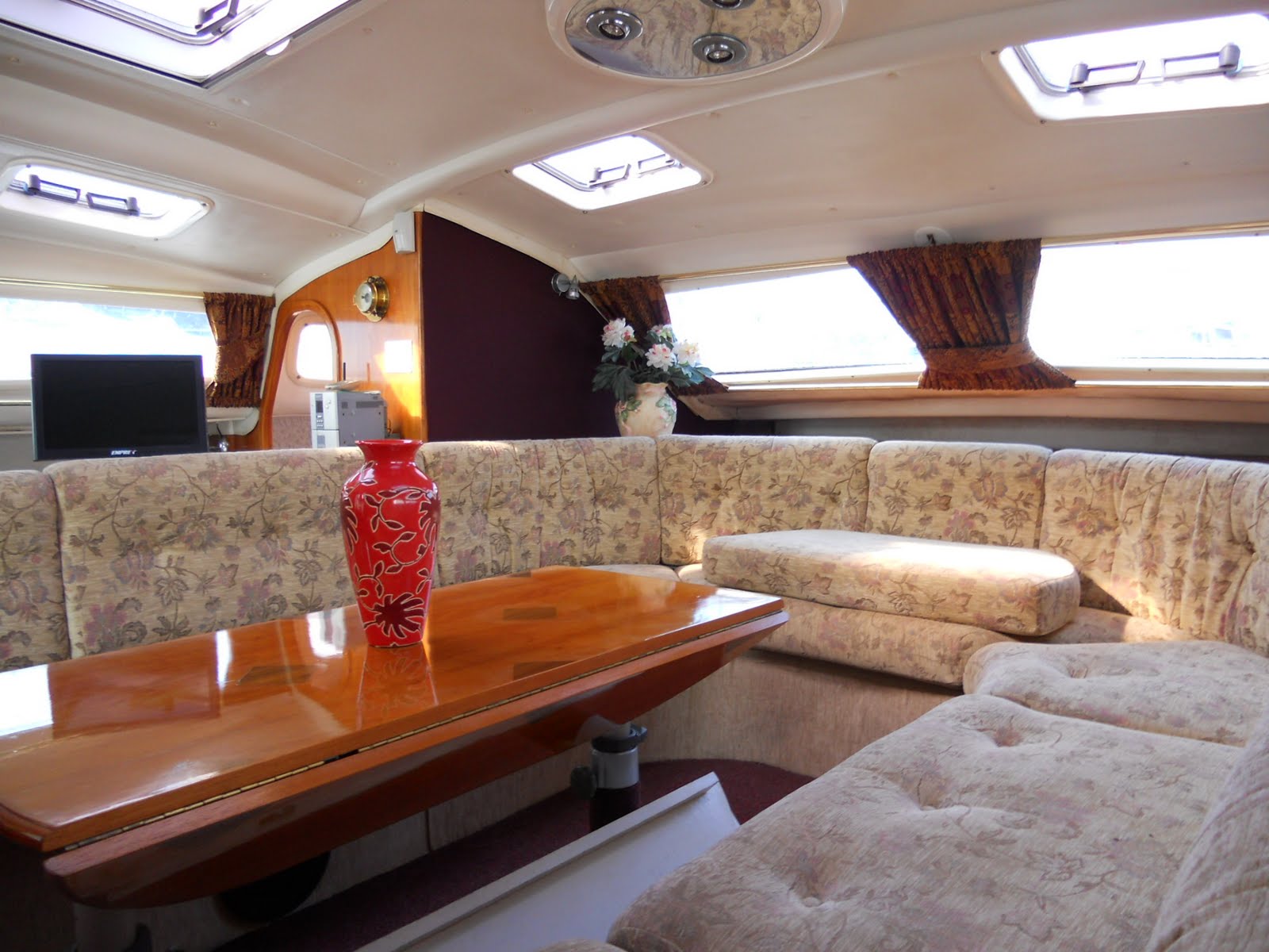 Catamarans and other Interesting Stuff Catamarans for Sale: Prout 39 ...